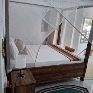 Quarto Duplo | Roupa de alta qualidade, cofre no quarto, com mobília individualizada 