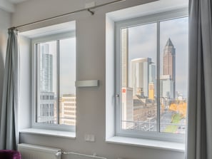 Medium Studio with Kitchenette | Vista do quarto