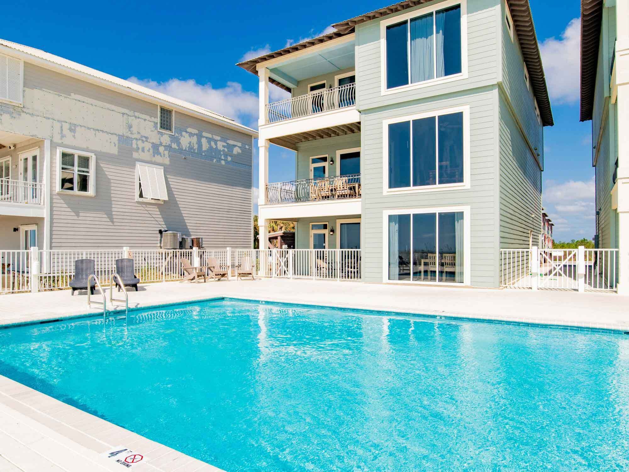 Luxurious Beach House, 8 Bedrooms, Private Beach, Pool, sleeps 20 ...