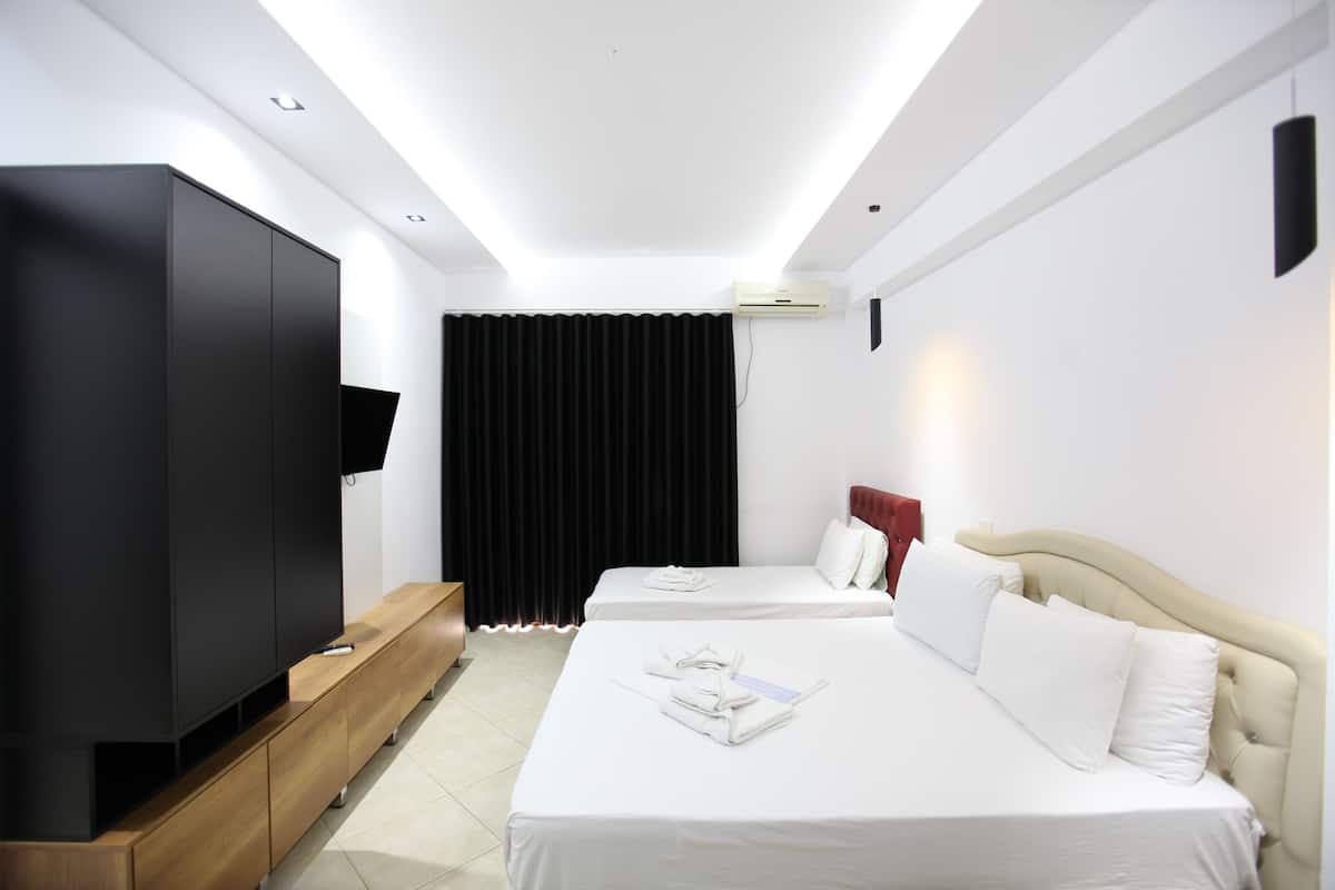 Apartamento, 2 quartos, vista para o jardim | Roupas de cama antialérgicas, individualmente decorados