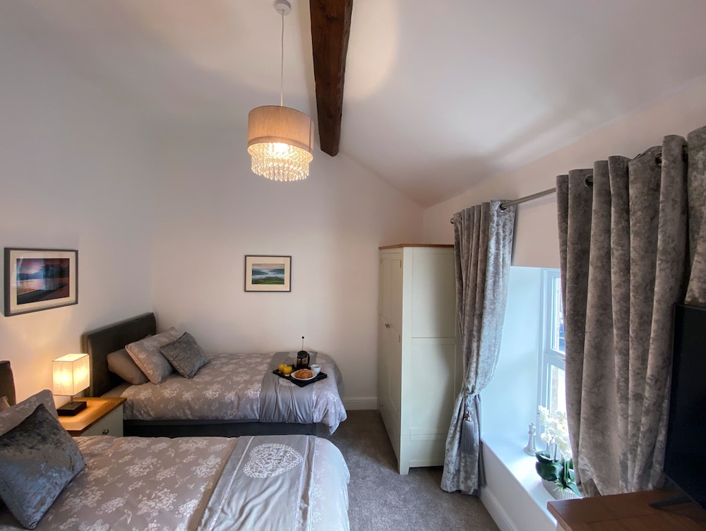 Bathmans Cottage - Newly Refurbished Matlock House On Edge Of The Peak District - 馬特洛克