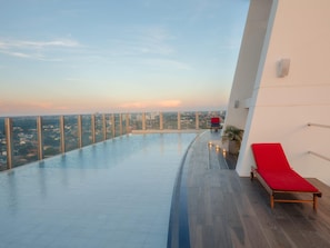 Piscina externa