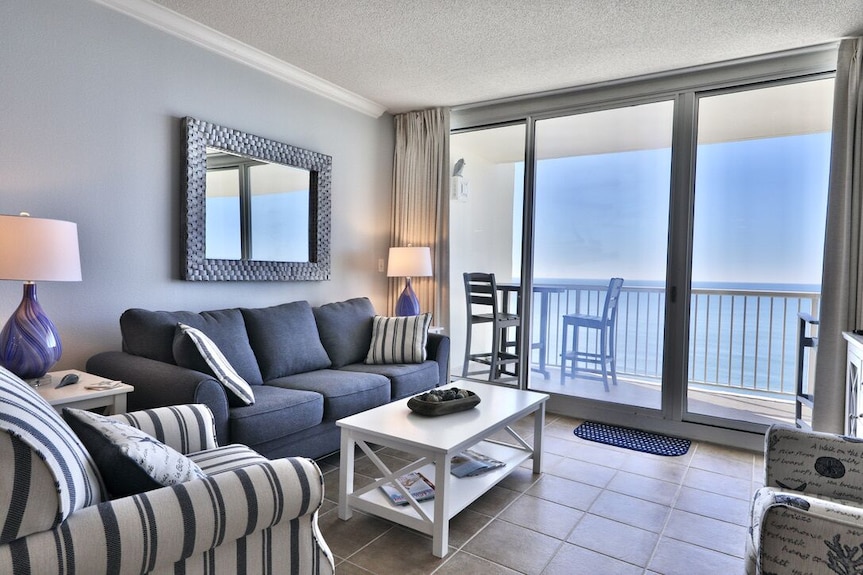 Majestic 3br 2ba Newly Purchased Gulf Front Condo!! - 巴拿馬市海灘