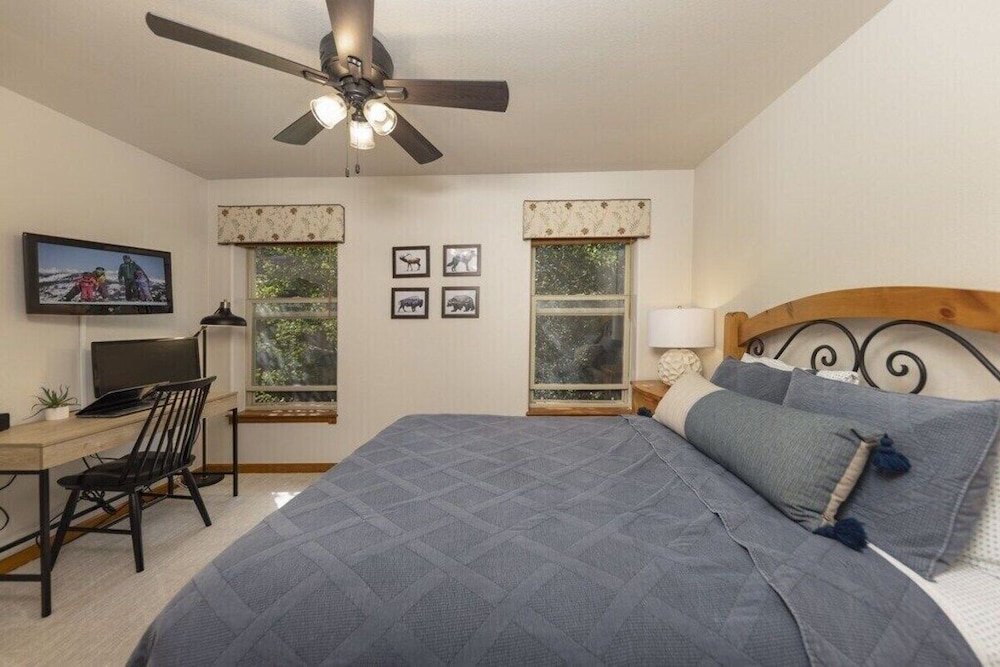 Perfect Spot, Centrally Located Within All The Ski Resorts - Colorado