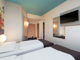 Quarto Twin | Secretária, quartos insonorizados, Wi-fi grátis 