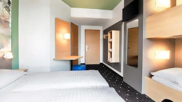 Roupa hipoalergénica, secretária, Wi-fi grátis, roupa de cama fornecida