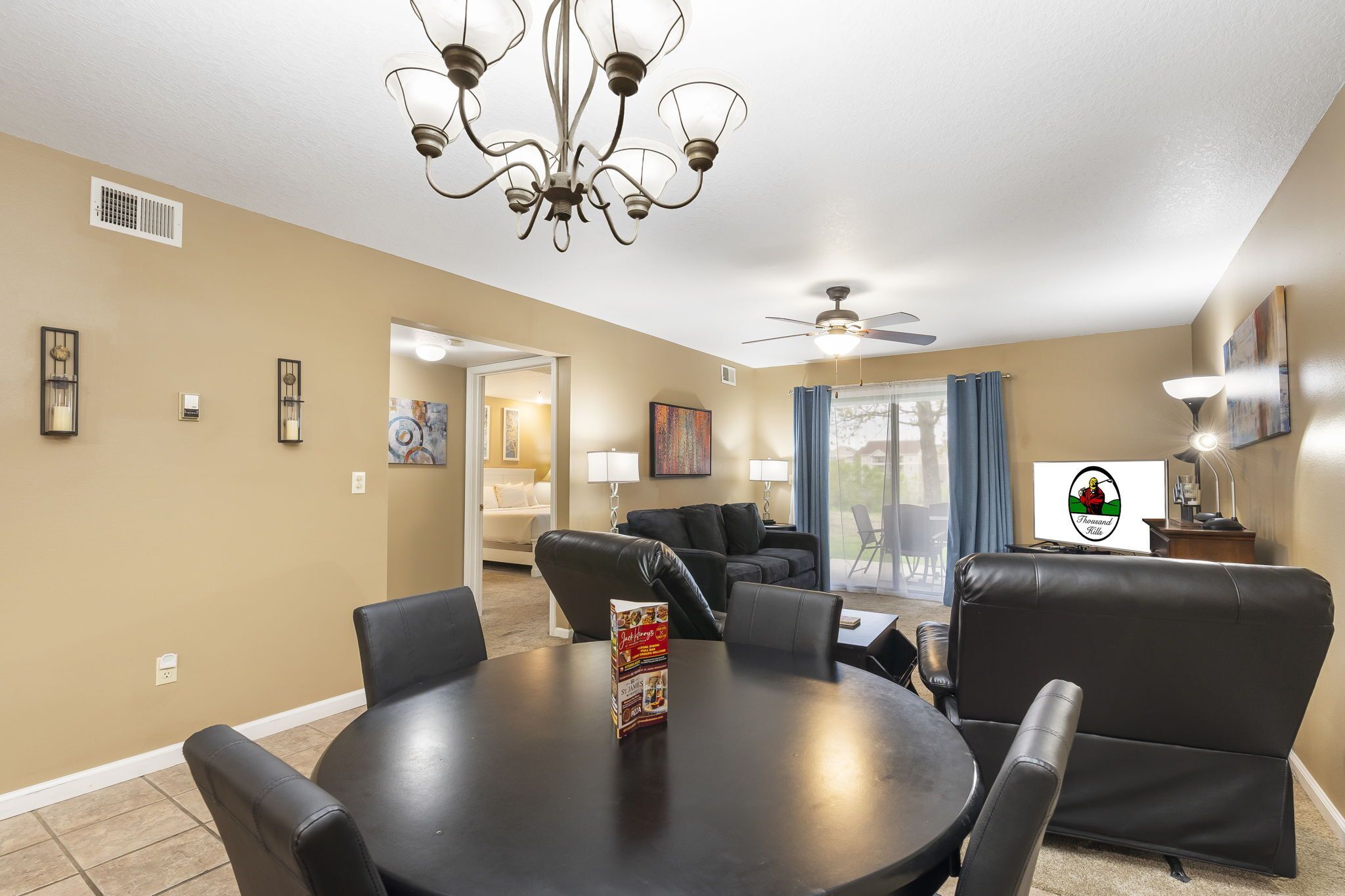 Scenic Pointe Royale Getaway | Pools, Patio & Trails | Ticket & Golf Deals! - Missouri