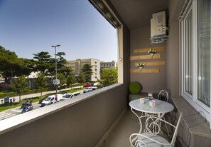 Apartamento família | Vista do quarto