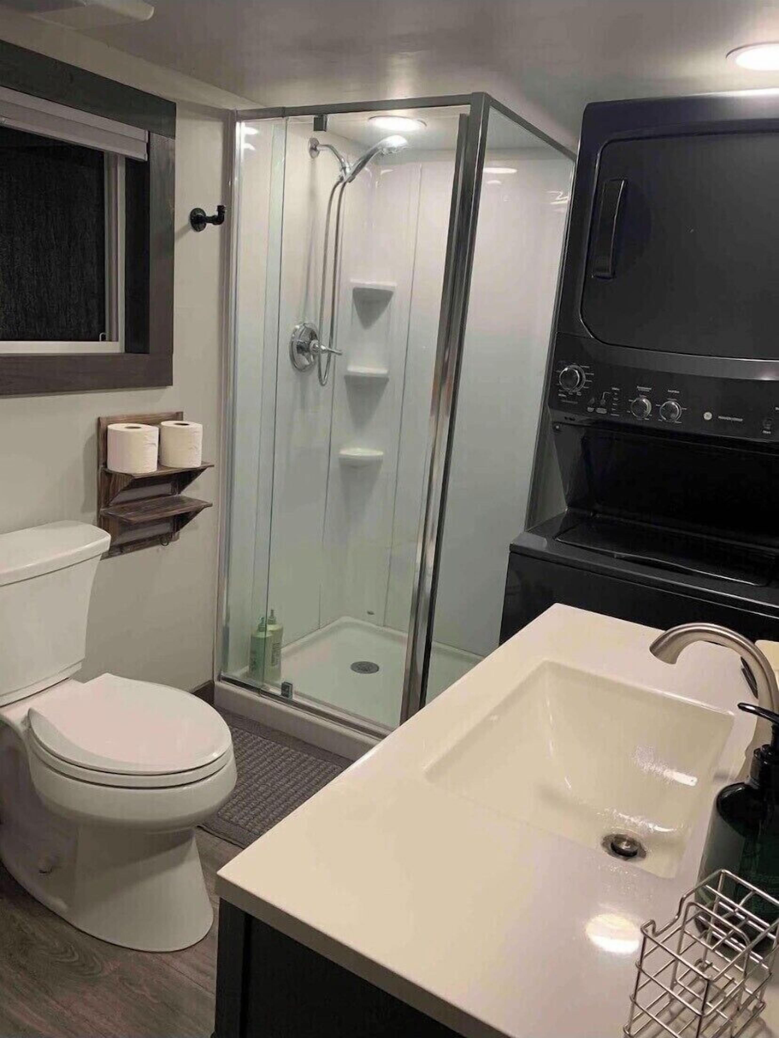 Alpaca Bag N Stay Cottage - Snellville, GA