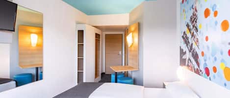 Roupa hipoalergénica, secretária, quartos insonorizados, Wi-fi grátis