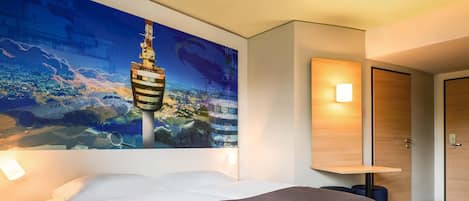 Quarto Duplo | Roupa hipoalergénica, secretária, quartos insonorizados, Wi-fi grátis