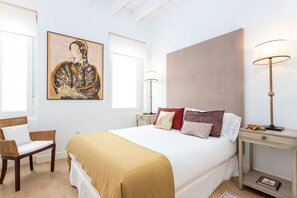 Apartamento (2 Bedrooms) | 2 quartos, cofres nos quartos, escrivaninha, Wi-Fi de cortesia