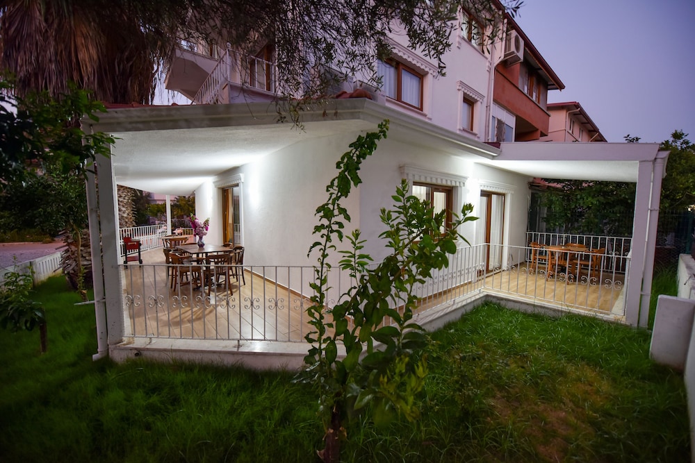 Infinity Rainbow Villa - Çalış Beach