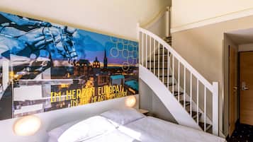 Roupa hipoalergénica, secretária, quartos insonorizados, Wi-fi grátis