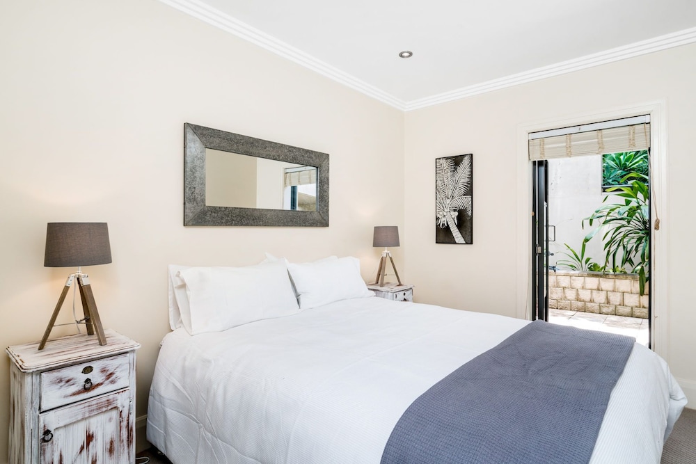 Perfect Package For Easy Coastal Living W/ Quiet Privacy & Seaside Convenience. - Ballina