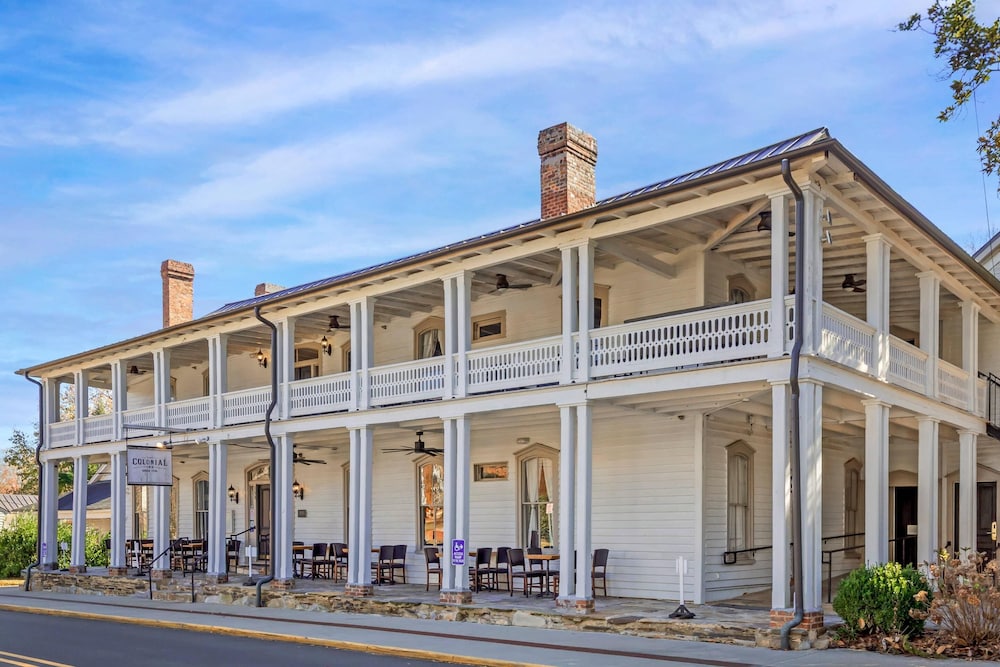 The Colonial Inn, An Ascend Collection Hotel - Hillsborough, NC