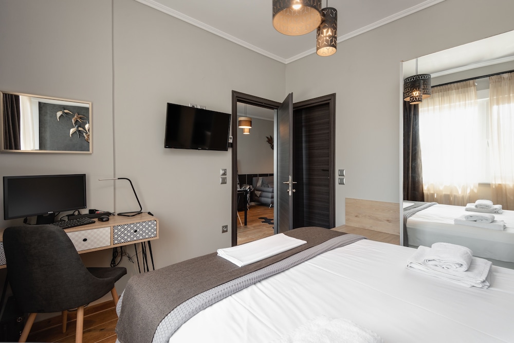 Anesis Central Luxury Suite - Thessaloniki