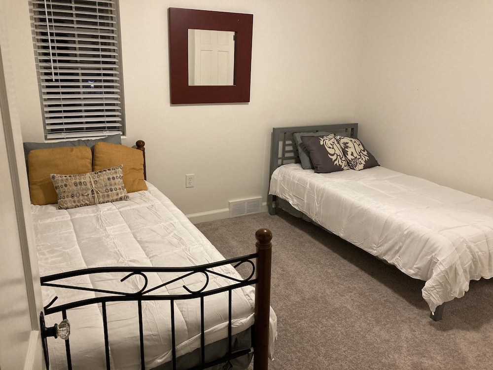 Modern Farmhouse Charm In The Heart Of Bethlehem - Bethlehem, PA