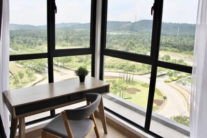 Quarto família, 3 quartos | Cofres nos quartos, escrivaninha, espaço de trabalho para notebook