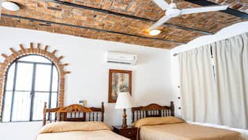 Quarto standard | Cortinas blackout, Wi-Fi de cortesia