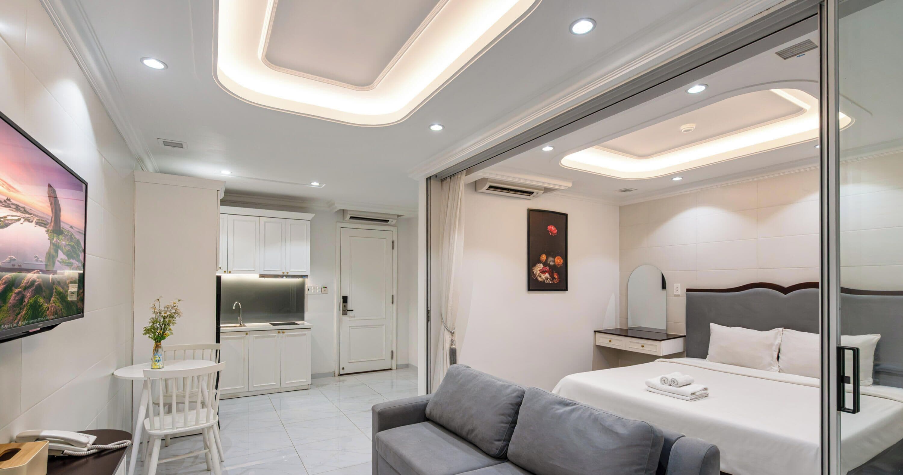 Suíte (Basement) | Roupas de cama premium, escrivaninha, cortinas blackout
