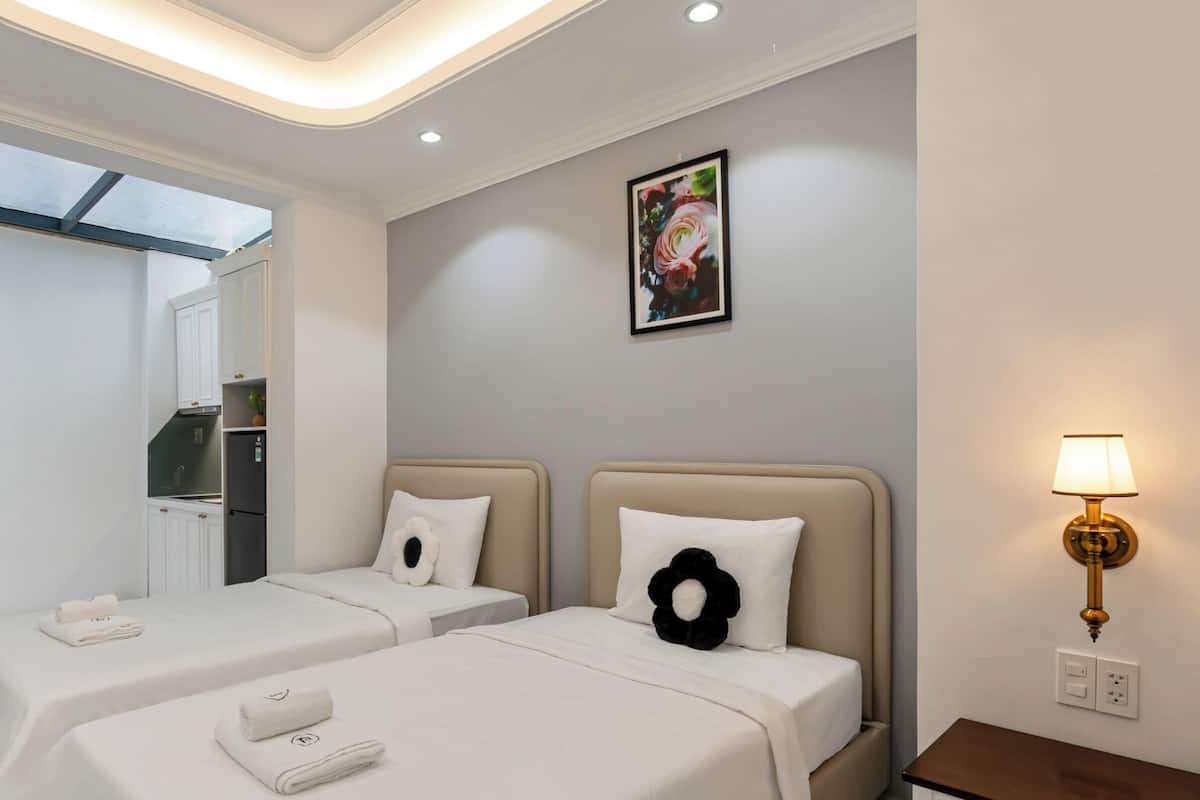 Quarto duplo superior, no piso térreo | Roupas de cama premium, escrivaninha, cortinas blackout