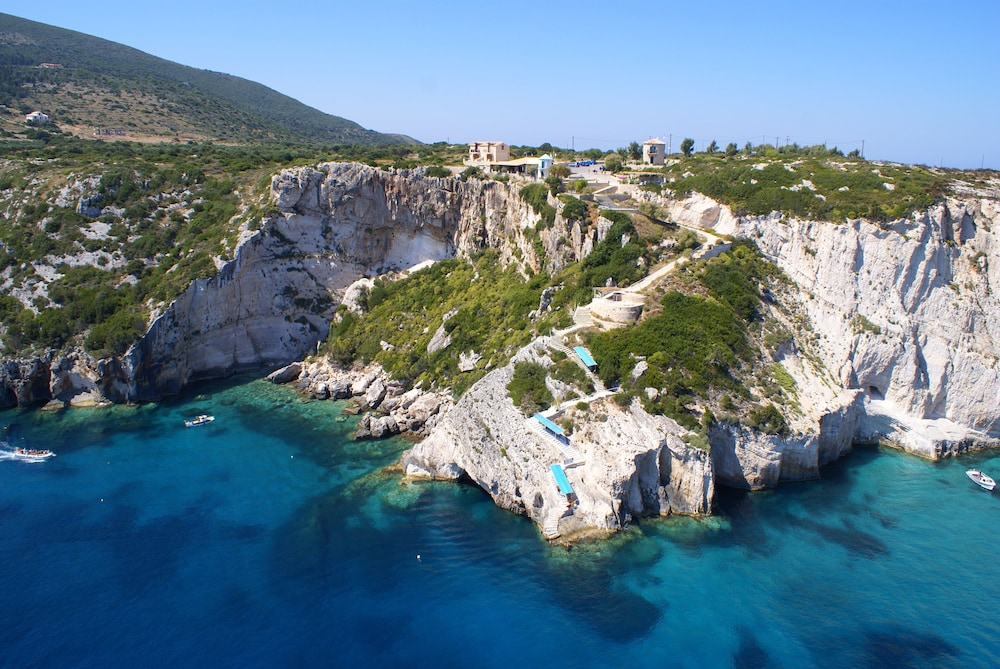 Potamitis Windmills & Apartments - Zakynthos