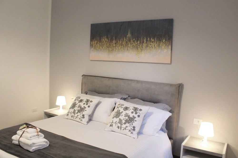 Great Apartment In Bologna, Sant'orsola - Bologna