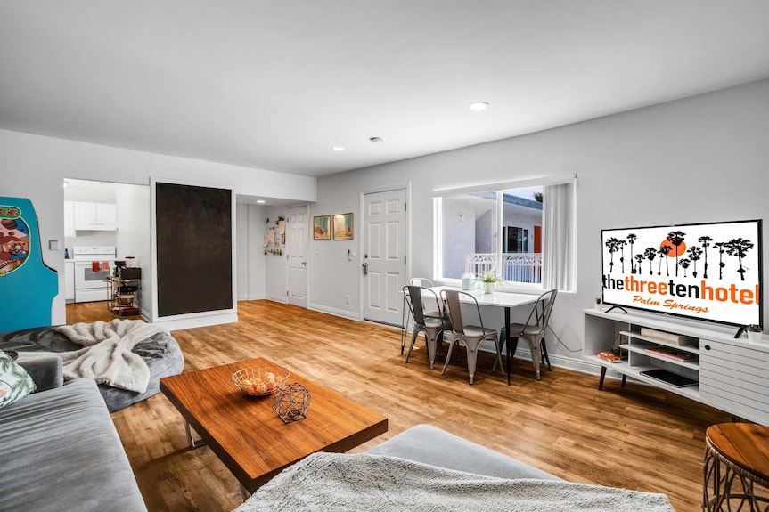 Exclusive *Private* Compound~ The Three Ten Hotel - Palm Springs, CA