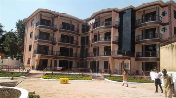 Apartamento, 2 quartos, fumadores, varanda | Fachada do alojamento