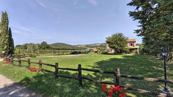 Apartamento, 2 quartos, fumadores, pátio | Exterior