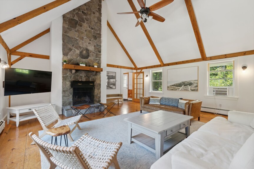5 Bed, 4.5 Bathroom, In-ground Pool, Gym Near Parsons Beach! - Wells, ME