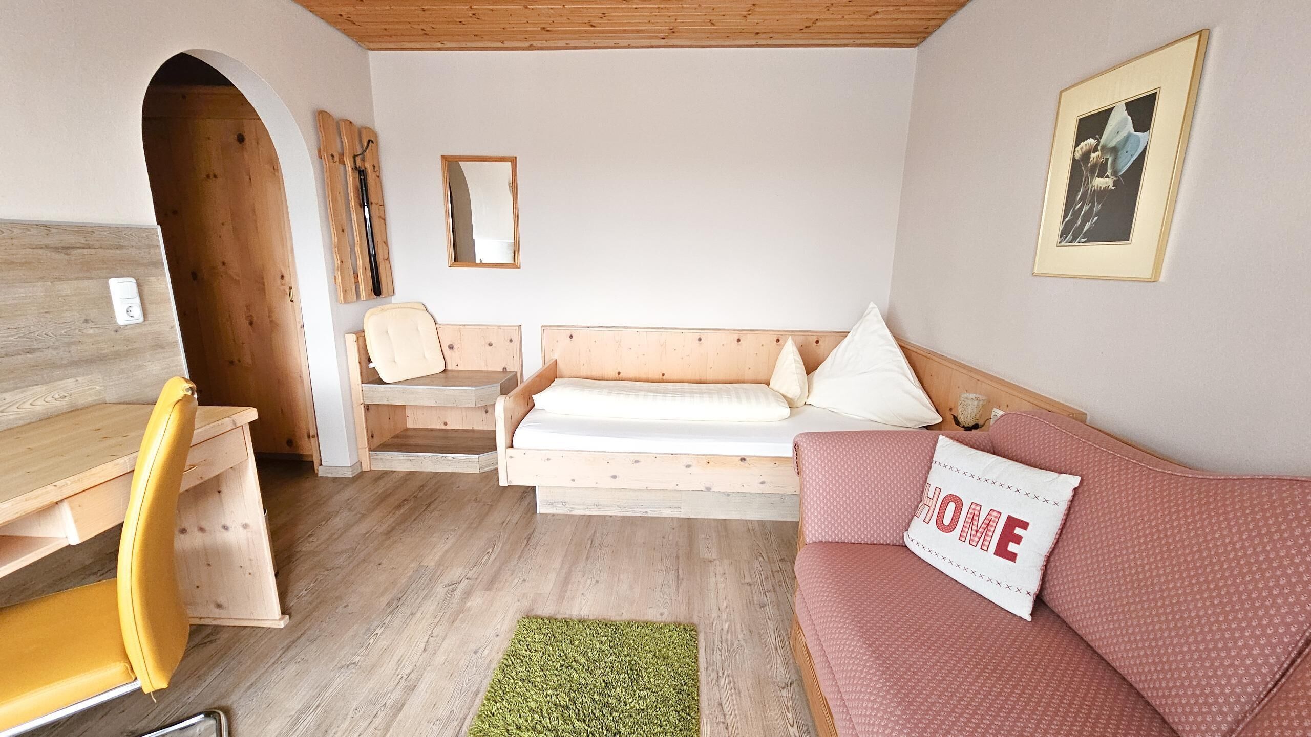 Quarto solteiro | Wi-Fi de cortesia, roupa de cama