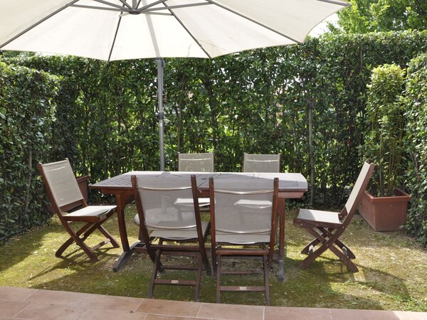 Poolside Stay In Lazise - Lazise