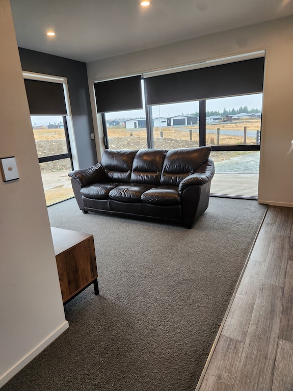 Twizel - House Near The Lake - Twizel