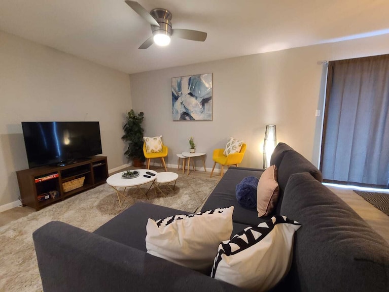 Hip Hideaway - North Loop - Austin