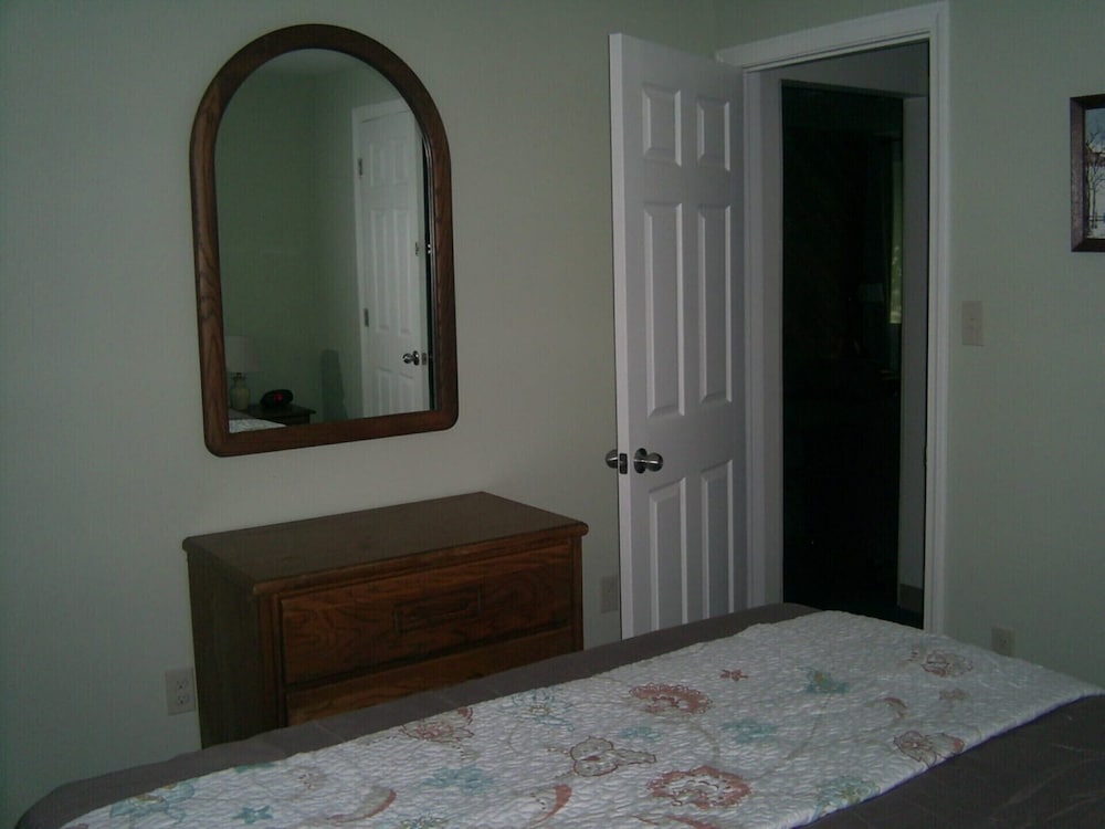 Killington / Mendon Clean, 2 Bedroom Cabin - Rutland, VT