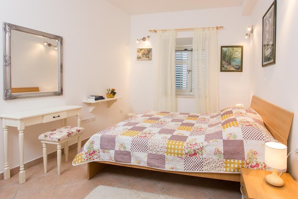 Apartamento (One Bedroom Apartment) | 1 quarto, Wi-Fi de cortesia