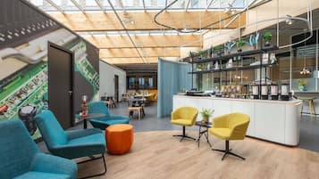 Café da manhã continental todos os dias mediante uma taxa