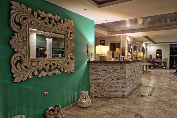 Venus Beach Hotel - Eubea