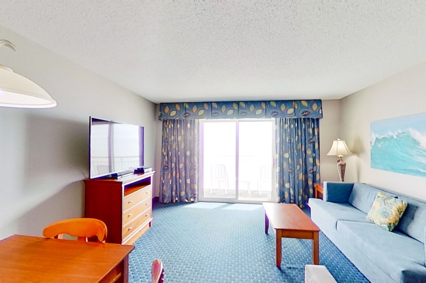 12th Floor Oceanfront Condo W/ Central Ac, Shared Hot Tub, Shared Pool, Wifi - Cherry Grove Beach, North Myrtle Beach