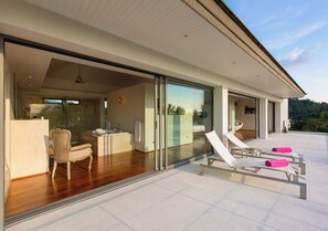 Vila superluxo | 5 quartos, cofres nos quartos, individualmente mobiliados