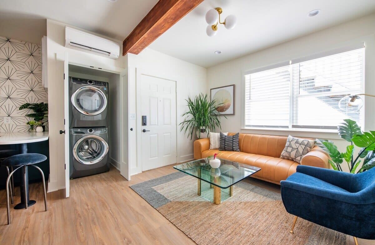 Crosley Suite | Just Blocks To King Street! - Charleston, SC
