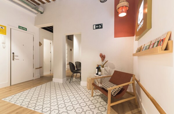 Cálamo Guesthouse - Madrid