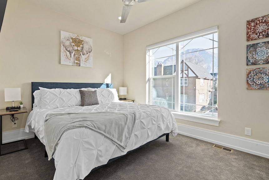 Downtown Lux King Suite | 400+ Wi-fi | Byu - Orem, UT