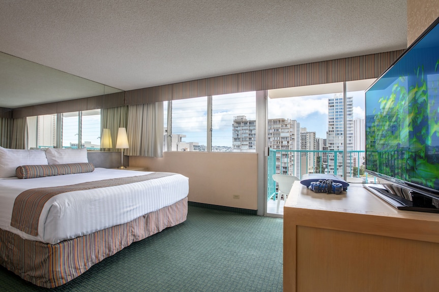 Aqua Aloha Surf Waikiki 1202 Superior Studio W/lanai & Partial City Views - Honolulu