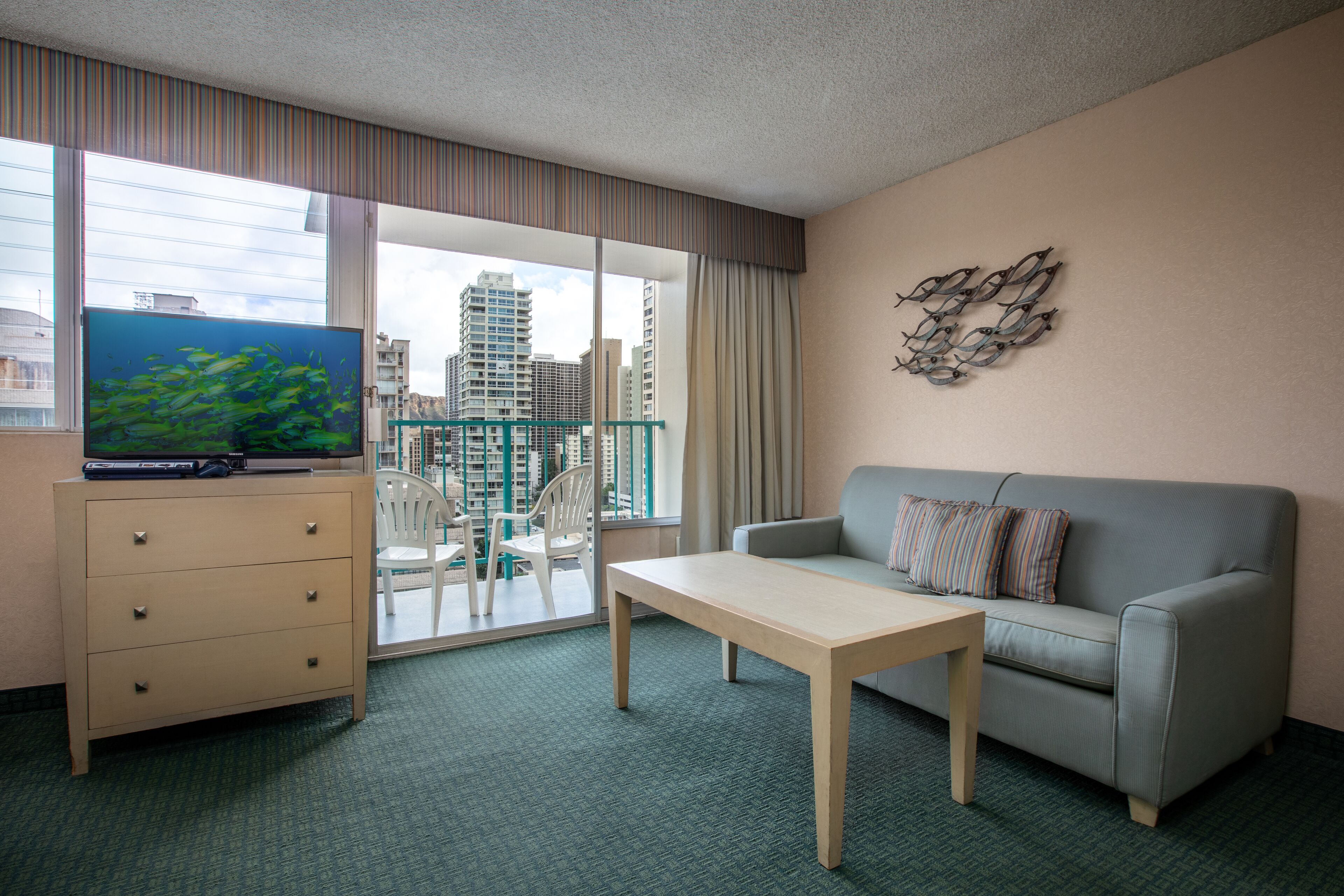 Aqua Aloha Surf Waikiki 1211 Deluxe Studio With Lanai And Partial City Views - Kailua, HI