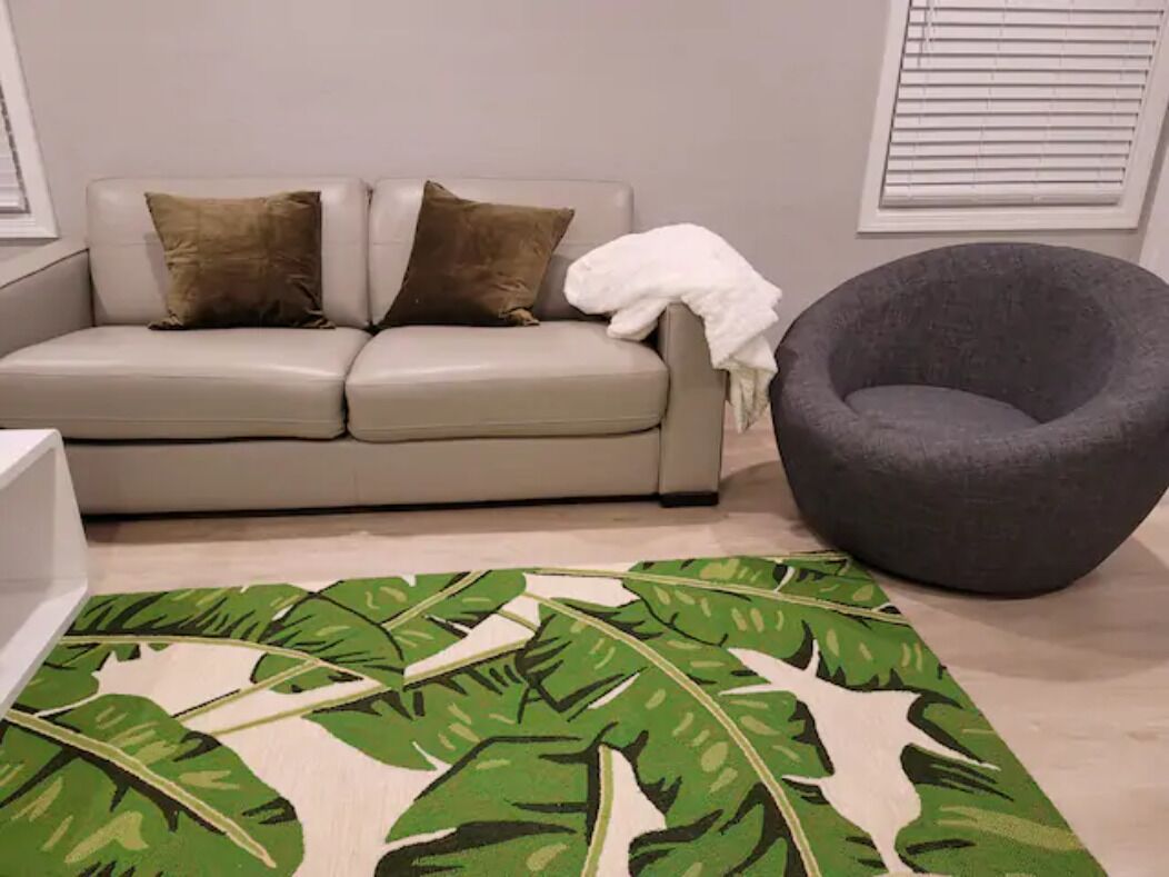 Tropical Modern Resort For Your Perfect Vacation - Union City, CA