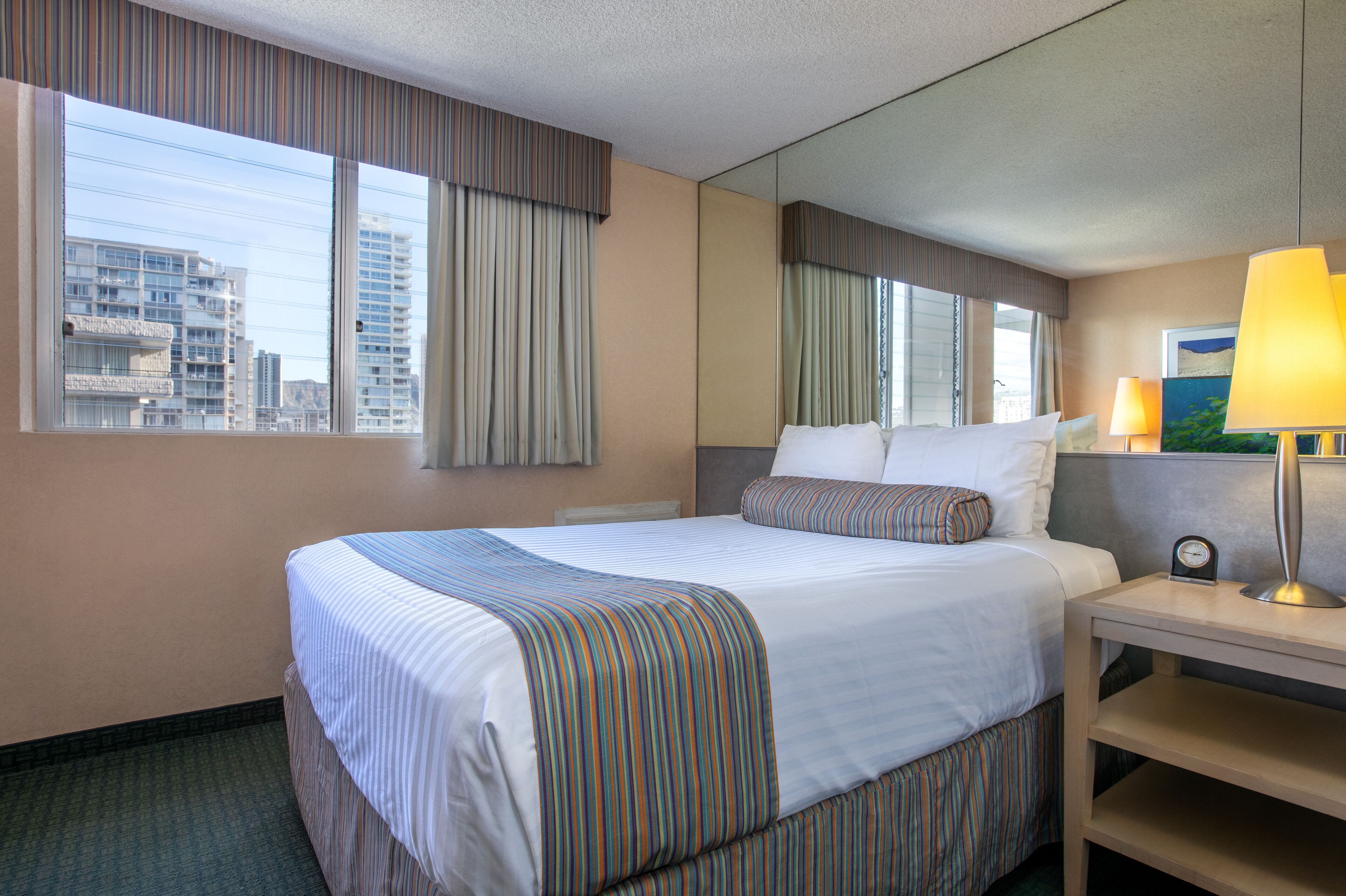 Aqua Aloha Surf Waikiki 913 | City View Suite  Pool & Bbq - O‘ahu, HI