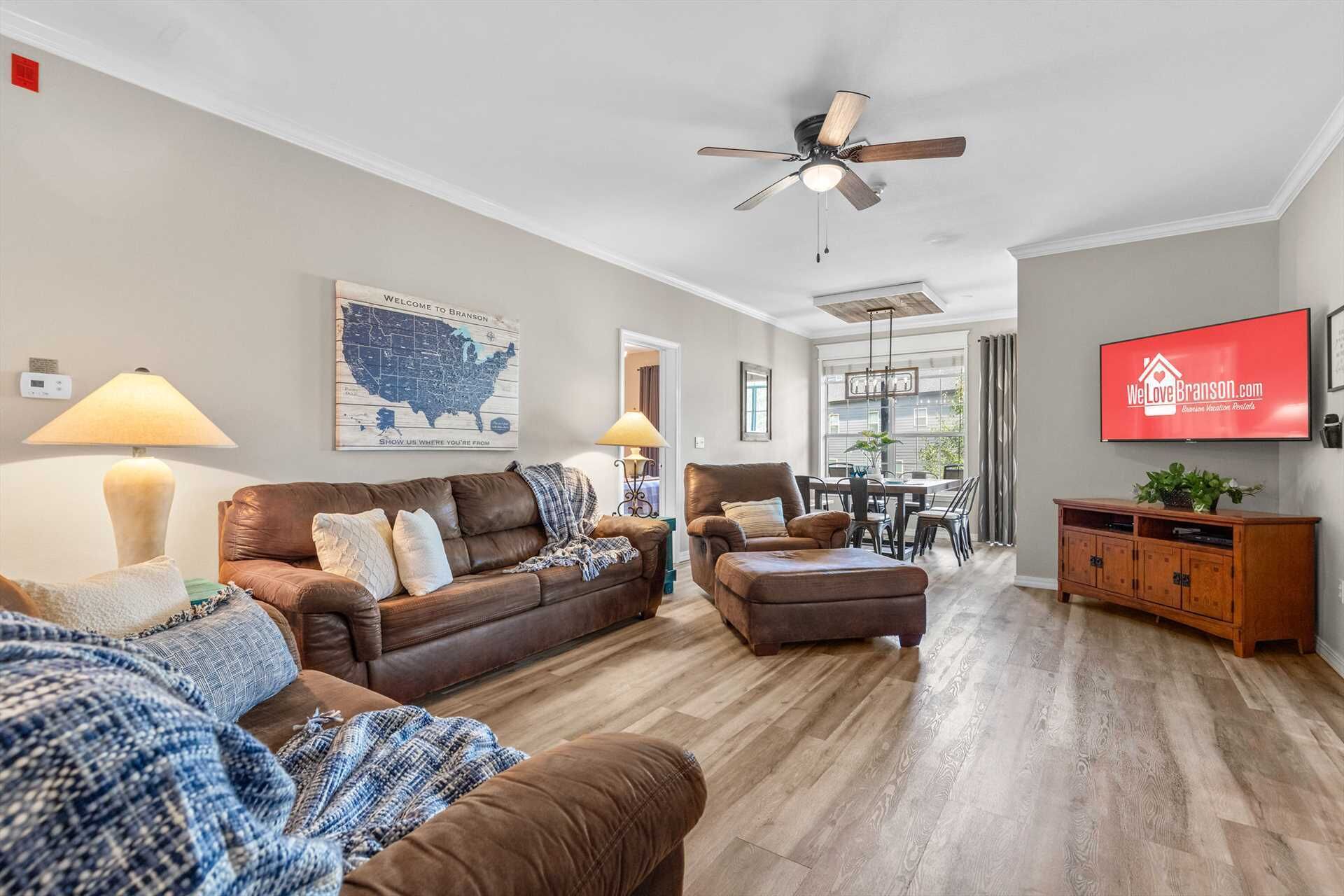 Huge 4 Bedroom - Big Patio, King Beds, Close To Everything In Branson! | A-3 - Branson, MO